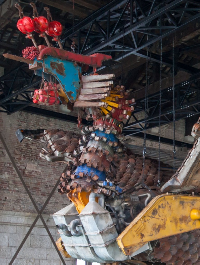 Xu Bing, The Phoenix & Liu Jiakun, With the Wind | 56th Venice Art ...