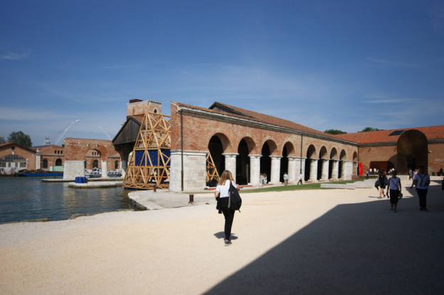 Makoko Floating School II by Kunlé Adeyemi - NLÉ | Inexhibit