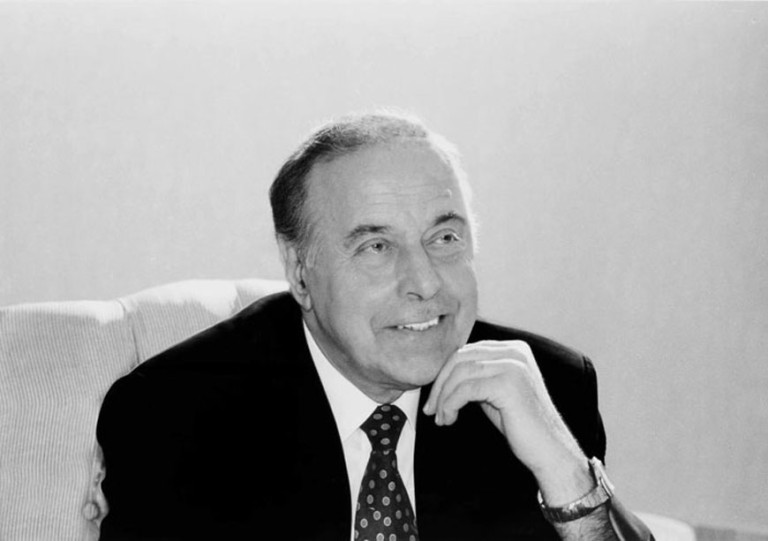 Heydar Aliyev Center - Baku | Inexhibit