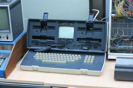 Osborne 1 (1981) – when the personal computer became portable | Inexhibit