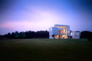 Richard Meier, "white buildings make you more aware of the colors of ...