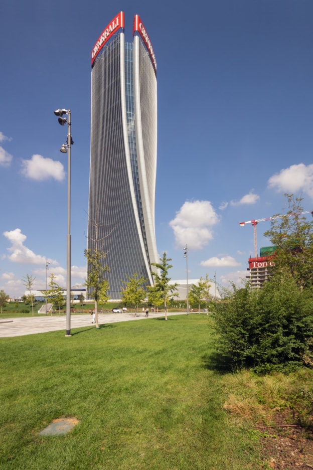Zaha Hadid Architects: Torre Generali e Residenze CityLife, Milano ...