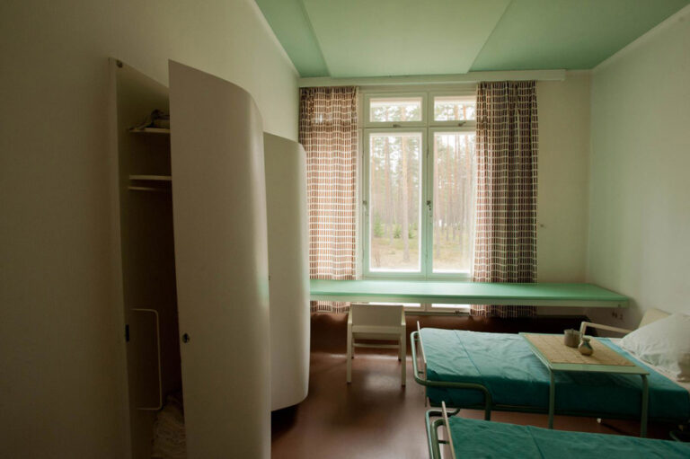 Aalto's Paimio Sanatorium and the birth of the modern hospital | Inexhibit