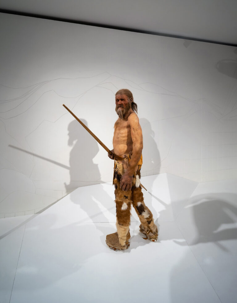Ötzi 'The Iceman' Mummy and the South Tyrol Museum of Archaeology ...