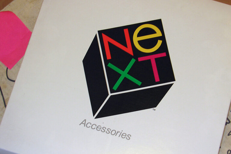 The NeXTcube (1988-1995), history and design | Inexhibit