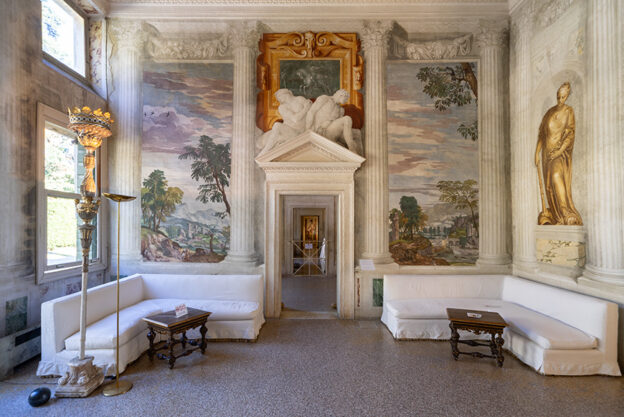 Villa Barbaro at Maser - Palladio, Veronese, and the Triumph of ...